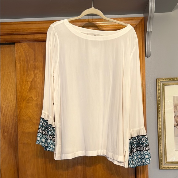 LOFT | Tops | Nwt Loft Brand Elegant White Blouse With Gorgeous Blue ...